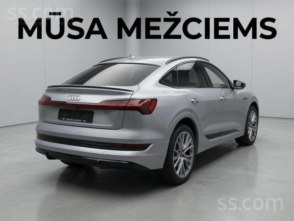 Audi E-Tron 2022 in Riga, with an engine capacity of 0.00 L and mileage of 40 thousand km for 33900 €, photo 2 on AUTOMOTO.COM.LV
