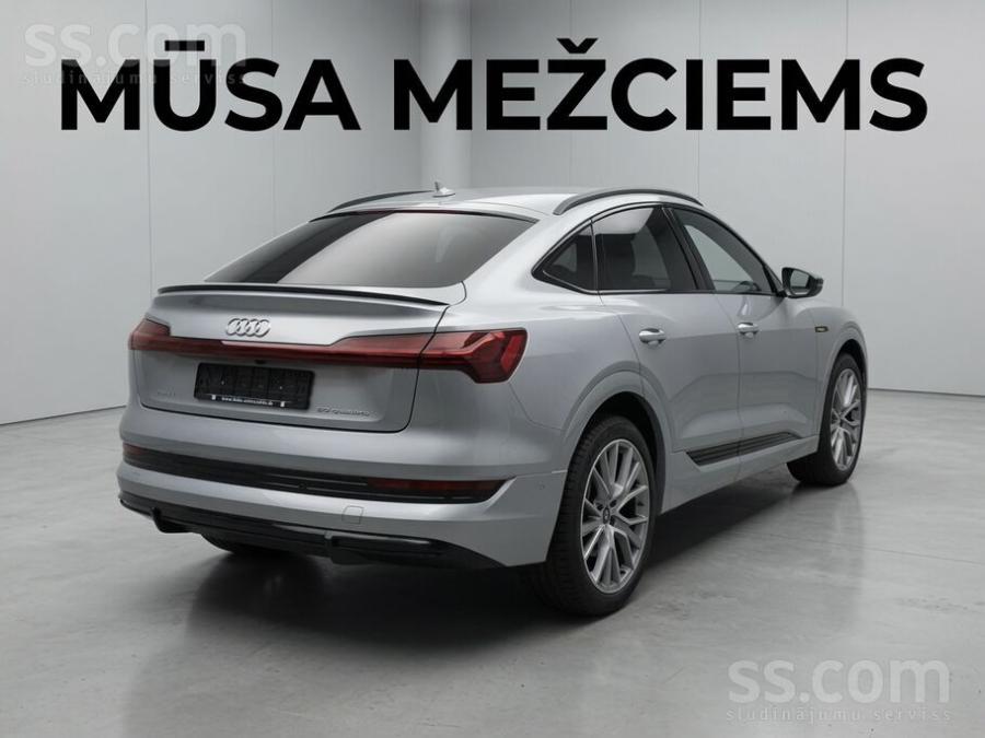 Audi E-Tron 2022 Rīga, ar dzinēja tilpumu 0.00 L un nobraukumu 40 tūkst. km par 33900 €, foto 3 vietnē AUTOMOTO.COM.LV