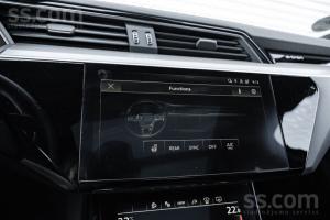 Audi E-Tron 2022 Rīga, ar dzinēja tilpumu 0.00 L un nobraukumu 77 tūkst. km par 34900 €, foto 21 vietnē AUTOMOTO.COM.LV