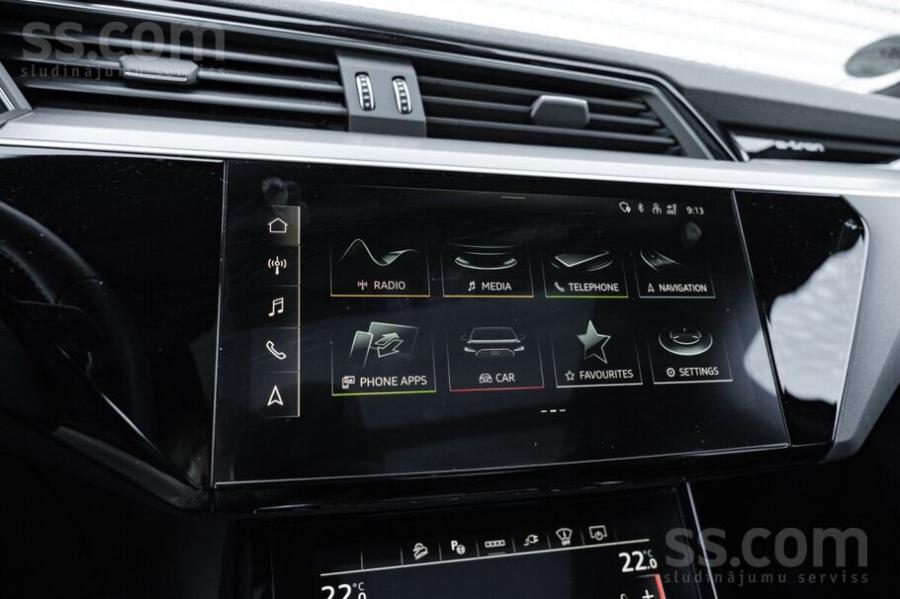 Audi E-Tron 2022 Rīga, ar dzinēja tilpumu 0.00 L un nobraukumu 77 tūkst. km par 34900 €, foto 23 vietnē AUTOMOTO.COM.LV