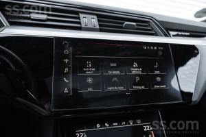 Audi E-Tron 2022 Rīga, ar dzinēja tilpumu 0.00 L un nobraukumu 77 tūkst. km par 34900 €, foto 24 vietnē AUTOMOTO.COM.LV