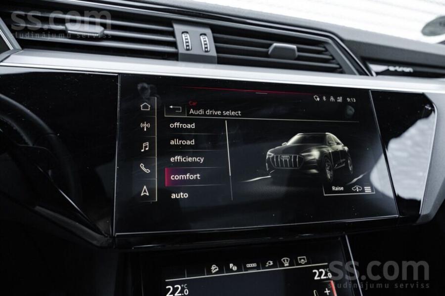 Audi E-Tron 2022 Rīga, ar dzinēja tilpumu 0.00 L un nobraukumu 77 tūkst. km par 34900 €, foto 25 vietnē AUTOMOTO.COM.LV
