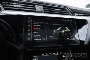 Audi E-Tron 2022 Rīga, ar dzinēja tilpumu 0.00 L un nobraukumu 77 tūkst. km par 34900 €, foto 26 vietnē AUTOMOTO.COM.LV