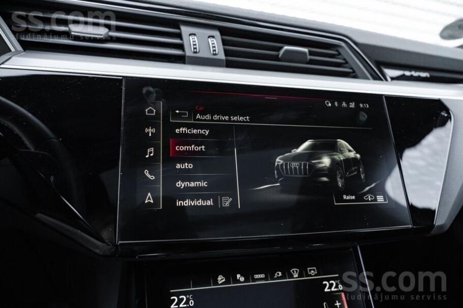 Audi E-Tron 2022 Rīga, ar dzinēja tilpumu 0.00 L un nobraukumu 77 tūkst. km par 34900 €, foto 26 vietnē AUTOMOTO.COM.LV