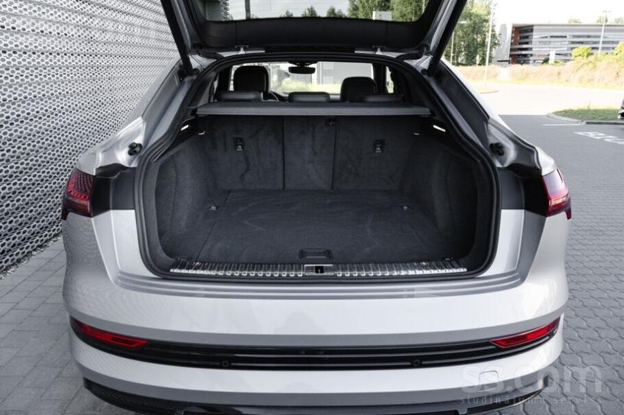 Audi E-Tron 2022 Rīga, ar dzinēja tilpumu 0.00 L un nobraukumu 77 tūkst. km par 34900 €, foto 35 vietnē AUTOMOTO.COM.LV