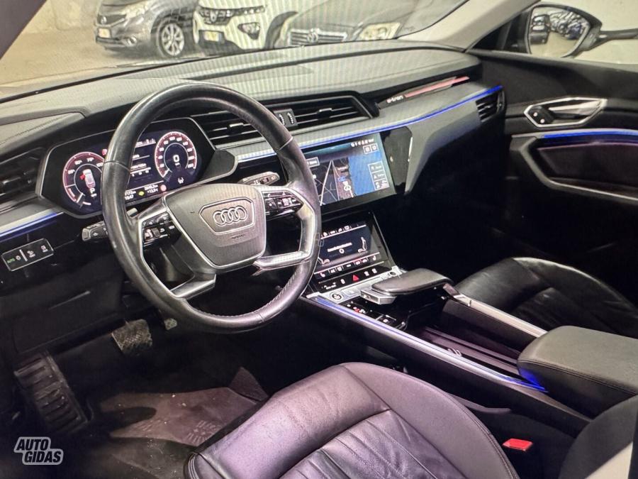 Audi E-Tron 2022 Klaipėda, ar dzinēja tilpumu 0.00 L un nobraukumu 97 tūkst. km par 25700 €, foto 8 vietnē AUTOMOTO.COM.LV
