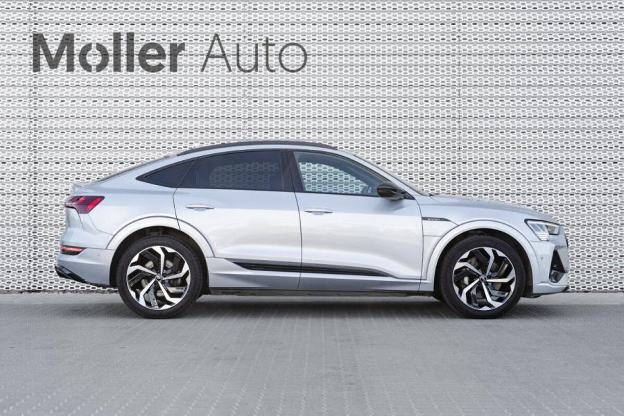 Audi E-Tron 2022 in Marupe, with an engine capacity of 0.00 L and mileage of 77 thousand km for 34000 €, photo 6 on AUTOMOTO.COM.LV