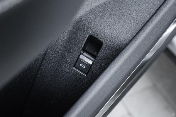 Audi E-Tron 2022 Mārupe, ar dzinēja tilpumu 0.00 L un nobraukumu 77 tūkst. km par 34000 €, foto 10 vietnē AUTOMOTO.COM.LV