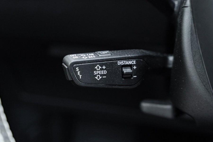 Audi E-Tron 2022 in Marupe, with an engine capacity of 0.00 L and mileage of 77 thousand km for 34000 €, photo 15 on AUTOMOTO.COM.LV