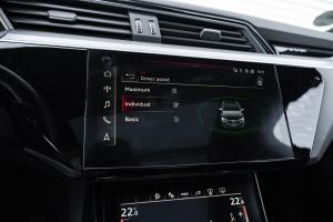 Audi E-Tron 2022 in Marupe, with an engine capacity of 0.00 L and mileage of 77 thousand km for 34000 €, photo 27 on AUTOMOTO.COM.LV