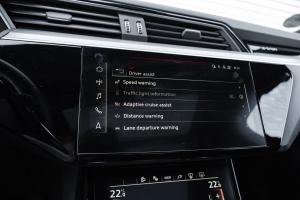 Audi E-Tron 2022 in Marupe, with an engine capacity of 0.00 L and mileage of 77 thousand km for 34000 €, photo 28 on AUTOMOTO.COM.LV