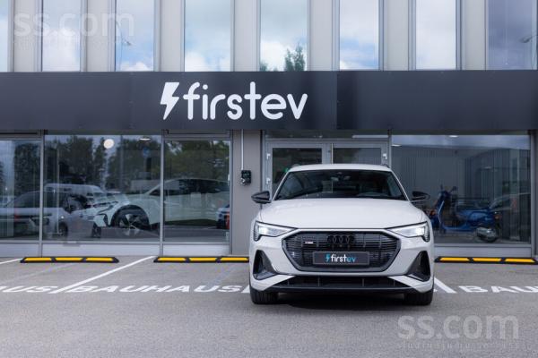 Audi E-Tron 2022 in Riga, with an engine capacity of 0.00 L and mileage of 96 thousand km for 35990 €, photo 10 on AUTOMOTO.COM.LV
