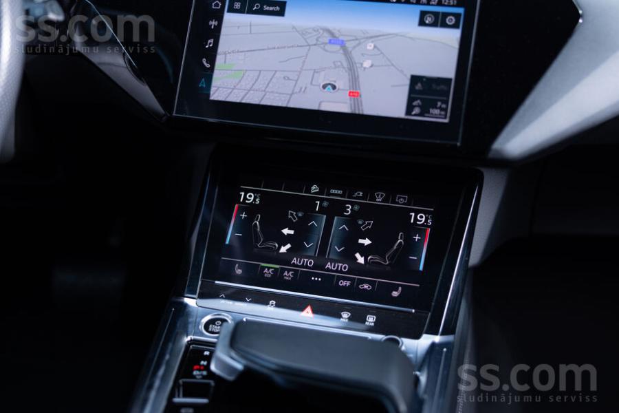 Ауди E-Tron 2022 в Рига, объемом двигателя 0.00 л и пробегом 96 тыс. км за 35990 €, фото 22 на AUTOMOTO.COM.LV