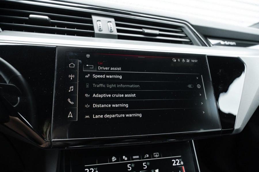 Ауди E-Tron 2022 в Марупе, объемом двигателя 0.00 л и пробегом 63 тыс. км за 29150 €, фото 24 на AUTOMOTO.COM.LV