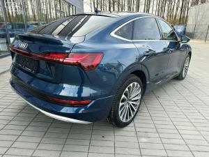 Zaļš Audi E-Tron 2020 Kauņa, ar dzinēja tilpumu 0.00 L un nobraukumu 202 tūkst. km par 20900 €, foto 3 vietnē AUTOMOTO.COM.LV