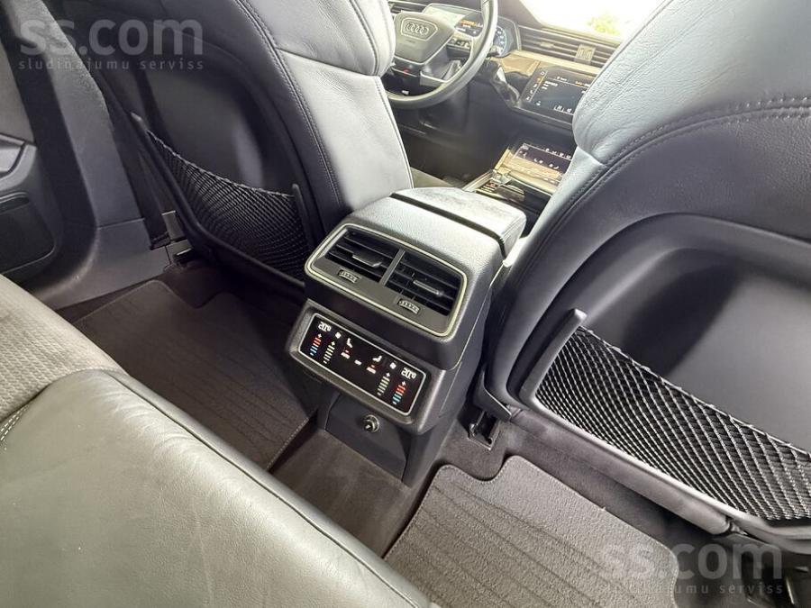Green Audi E-Tron 2020 in Riga, with an engine capacity of 0.00 L and mileage of 0 thousand km for 19990 €, photo 11 on AUTOMOTO.COM.LV
