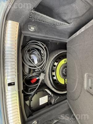 Green Audi E-Tron 2020 in Riga, with an engine capacity of 0.00 L and mileage of 0 thousand km for 19990 €, photo 14 on AUTOMOTO.COM.LV