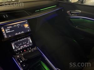 Green Audi E-Tron 2020 in Riga, with an engine capacity of 0.00 L and mileage of 0 thousand km for 19990 €, photo 19 on AUTOMOTO.COM.LV