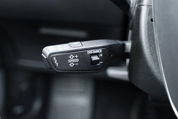 Pelēks Audi E-Tron 2021 Rīga, ar dzinēja tilpumu 0.00 L un nobraukumu 17 tūkst. km par 34500 €, foto 11 vietnē AUTOMOTO.COM.LV