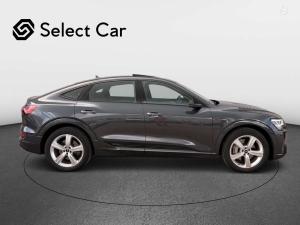 Pelēks Audi E-Tron 2022 Viļņa, ar dzinēja tilpumu 0.00 L un nobraukumu 101 tūkst. km par 31650 €, foto 4 vietnē AUTOMOTO.COM.LV