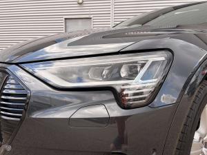 Pelēks Audi E-Tron 2022 Viļņa, ar dzinēja tilpumu 0.00 L un nobraukumu 101 tūkst. km par 31650 €, foto 8 vietnē AUTOMOTO.COM.LV