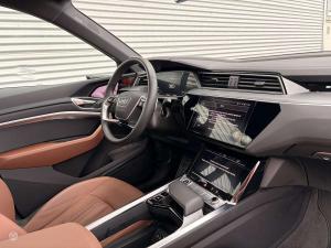 Pelēks Audi E-Tron 2022 Viļņa, ar dzinēja tilpumu 0.00 L un nobraukumu 101 tūkst. km par 31650 €, foto 18 vietnē AUTOMOTO.COM.LV