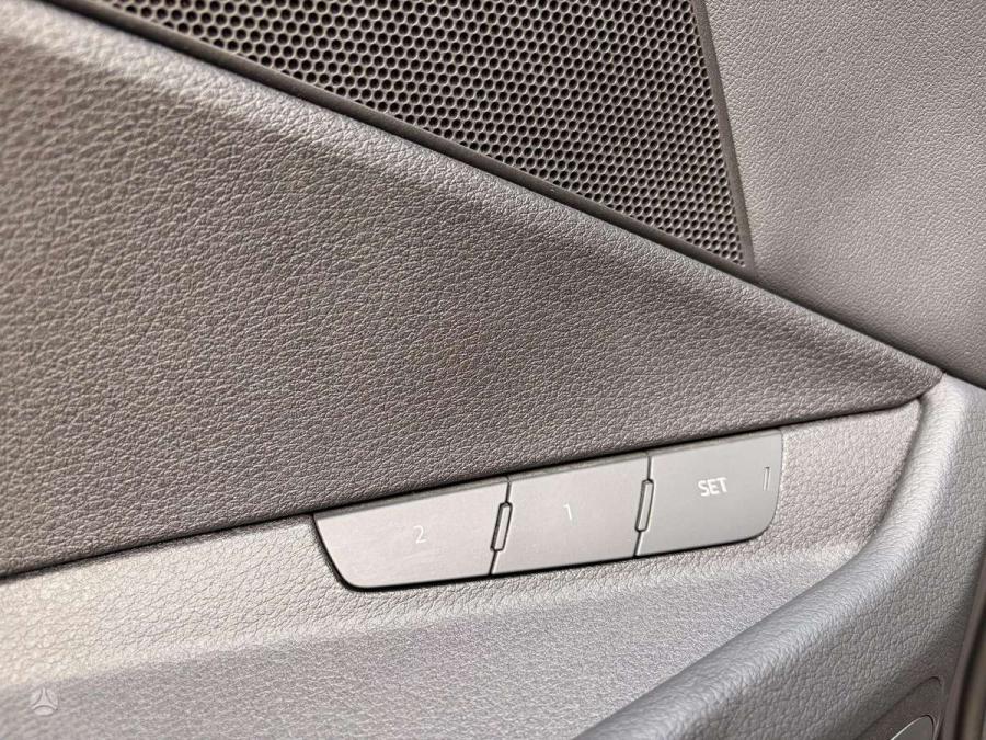 Pelēks Audi E-Tron 2022 Viļņa, ar dzinēja tilpumu 0.00 L un nobraukumu 101 tūkst. km par 31650 €, foto 21 vietnē AUTOMOTO.COM.LV