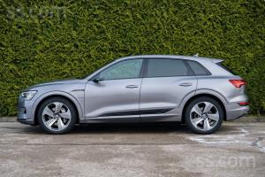 Grey Audi E-Tron 2019 in Riga, with an engine capacity of 0.00 L and mileage of 105 thousand km for 28900 €, photo 9 on AUTOMOTO.COM.LV