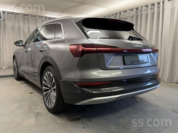Grey Audi E-Tron 2019 in Riga, with an engine capacity of 0.00 L and mileage of 65 thousand km for 34990 €, photo 6 on AUTOMOTO.COM.LV