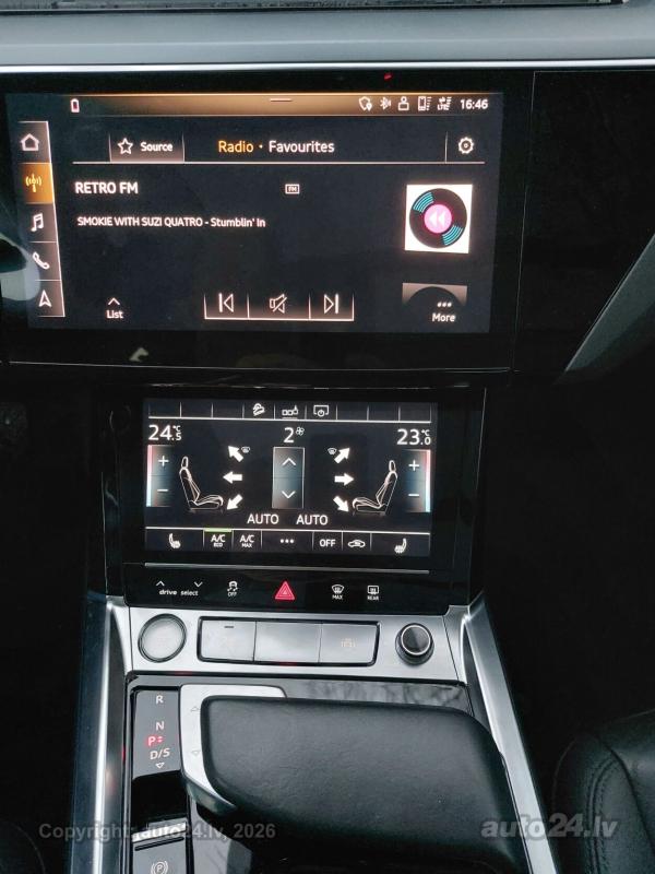 Grey Audi E-Tron 2019 in Tallinn, with an engine capacity of 0.00 L and mileage of 107 thousand km for 23990 €, photo 10 on AUTOMOTO.COM.LV