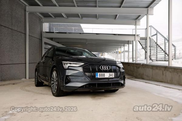 Grey Audi E-Tron 2019 in Tallinn, with an engine capacity of 0.00 L and mileage of 86 thousand km for 31900 €, photo 1 on AUTOMOTO.COM.LV