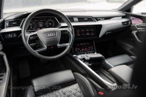 Grey Audi E-Tron 2019 in Tallinn, with an engine capacity of 0.00 L and mileage of 86 thousand km for 31900 €, photo 9 on AUTOMOTO.COM.LV