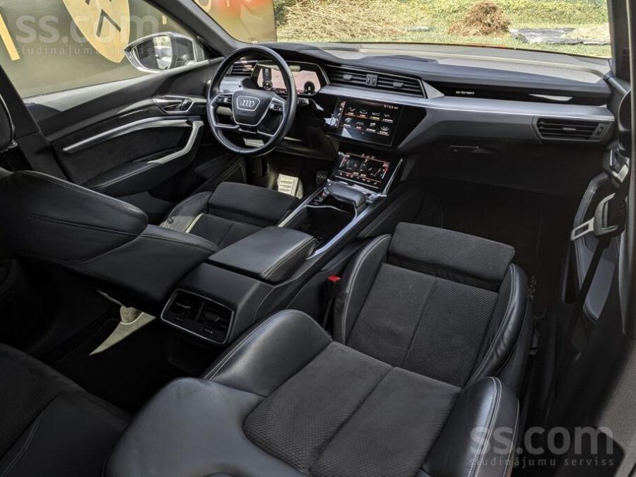 Pelēks Audi E-Tron 2019 Tukums, ar dzinēja tilpumu 0.00 L un nobraukumu 145 tūkst. km par 23990 €, foto 6 vietnē AUTOMOTO.COM.LV