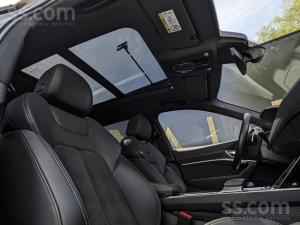 Pelēks Audi E-Tron 2019 Tukums, ar dzinēja tilpumu 0.00 L un nobraukumu 145 tūkst. km par 23990 €, foto 10 vietnē AUTOMOTO.COM.LV