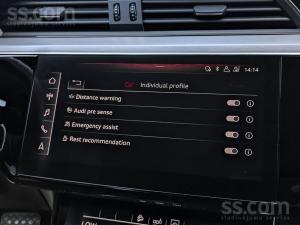 Pelēks Audi E-Tron 2019 Tukums, ar dzinēja tilpumu 0.00 L un nobraukumu 145 tūkst. km par 23990 €, foto 17 vietnē AUTOMOTO.COM.LV