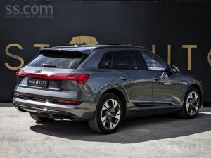 Pelēks Audi E-Tron 2019 Tukums, ar dzinēja tilpumu 0.00 L un nobraukumu 145 tūkst. km par 23990 €, foto 27 vietnē AUTOMOTO.COM.LV