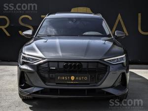 Pelēks Audi E-Tron 2019 Tukums, ar dzinēja tilpumu 0.00 L un nobraukumu 145 tūkst. km par 23990 €, foto 31 vietnē AUTOMOTO.COM.LV