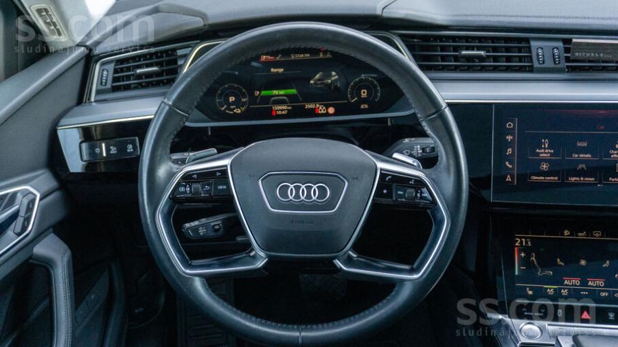 Grey Audi E-Tron 2019 in Riga, with an engine capacity of 0.00 L and mileage of 160 thousand km for 19590 €, photo 14 on AUTOMOTO.COM.LV