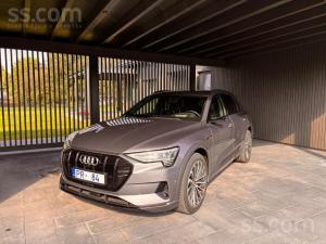 Grey Audi E-Tron 2019 in Cesis, with an engine capacity of 0.00 L and mileage of 164 thousand km for 27600 €, photo  on AUTOMOTO.COM.LV
