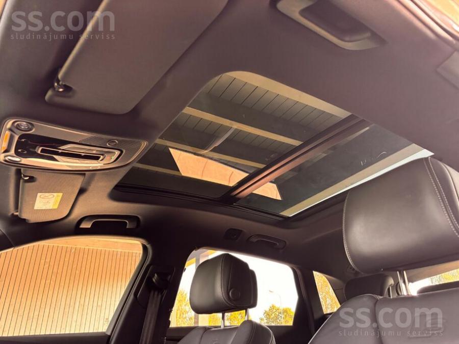 Grey Audi E-Tron 2019 in Cesis, with an engine capacity of 0.00 L and mileage of 164 thousand km for 27600 €, photo 16 on AUTOMOTO.COM.LV