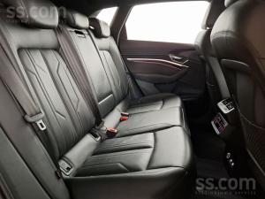 Pelēks Audi E-Tron 2019 Rīga, ar dzinēja tilpumu 0.00 L un nobraukumu 90 tūkst. km par 25900 €, foto 11 vietnē AUTOMOTO.COM.LV