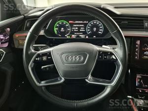 Pelēks Audi E-Tron 2019 Rīga, ar dzinēja tilpumu 0.00 L un nobraukumu 90 tūkst. km par 25900 €, foto 26 vietnē AUTOMOTO.COM.LV