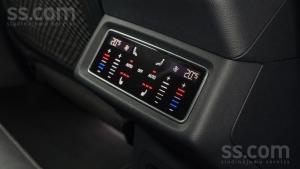 Grey Audi E-Tron 2019 in Riga, with an engine capacity of 0.00 L and mileage of 130 thousand km for 27000 €, photo 10 on AUTOMOTO.COM.LV