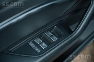 Grey Audi E-Tron 2019 in Riga, with an engine capacity of 0.00 L and mileage of 107 thousand km for 26990 €, photo 15 on AUTOMOTO.COM.LV