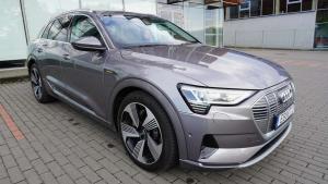 Grey Audi E-Tron 2019 in Kaunas, with an engine capacity of 0.00 L and mileage of 189 thousand km for 24500 €, photo  on AUTOMOTO.COM.LV