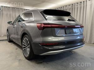 Grey Audi E-Tron 2019 in Riga, with an engine capacity of 0.00 L and mileage of 65 thousand km for 31990 €, photo 7 on AUTOMOTO.COM.LV