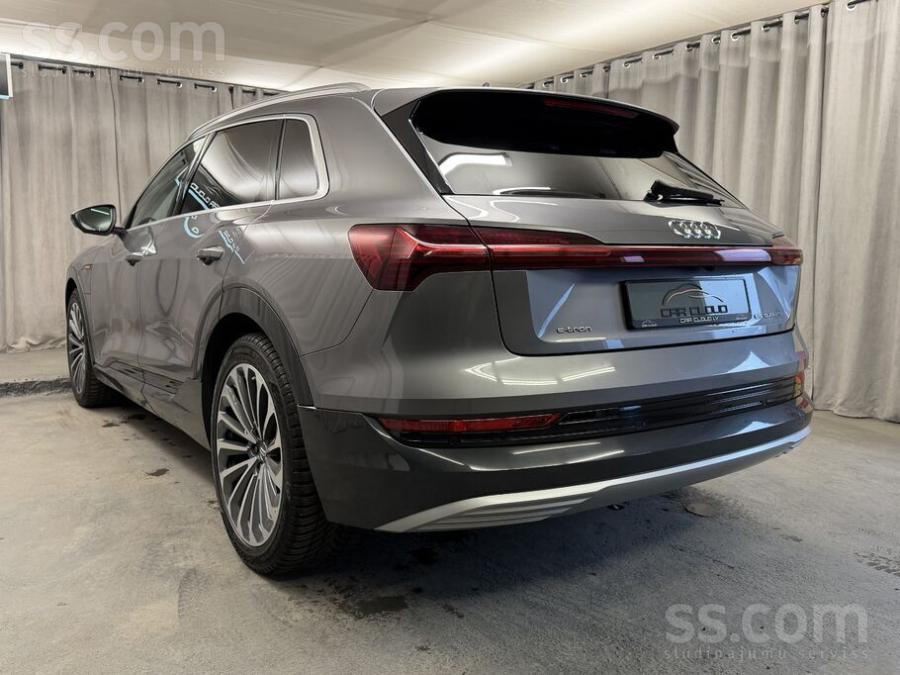 Grey Audi E-Tron 2019 in Riga, with an engine capacity of 0.00 L and mileage of 65 thousand km for 31990 €, photo 7 on AUTOMOTO.COM.LV