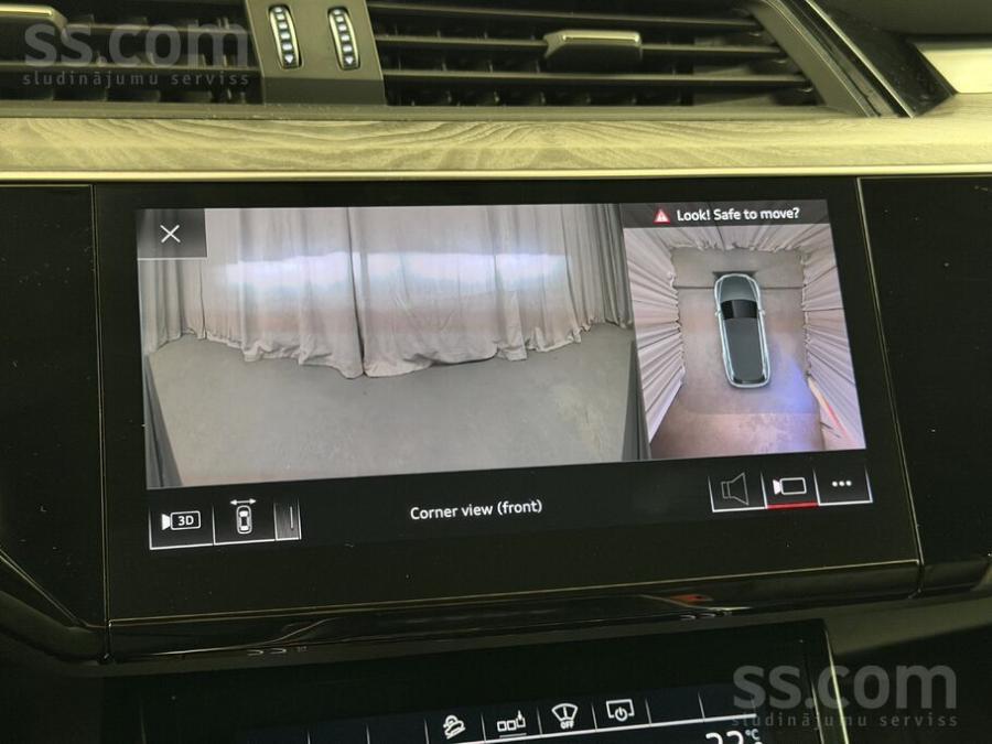Grey Audi E-Tron 2019 in Riga, with an engine capacity of 0.00 L and mileage of 65 thousand km for 31990 €, photo 19 on AUTOMOTO.COM.LV