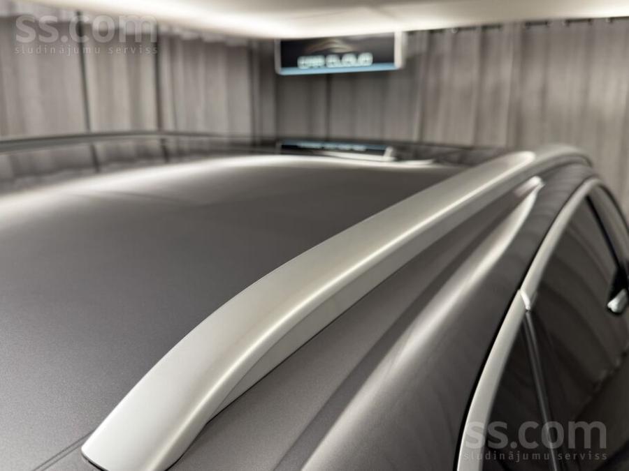 Grey Audi E-Tron 2019 in Riga, with an engine capacity of 0.00 L and mileage of 65 thousand km for 31990 €, photo 22 on AUTOMOTO.COM.LV