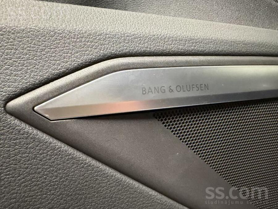 Grey Audi E-Tron 2019 in Riga, with an engine capacity of 0.00 L and mileage of 65 thousand km for 31990 €, photo 24 on AUTOMOTO.COM.LV